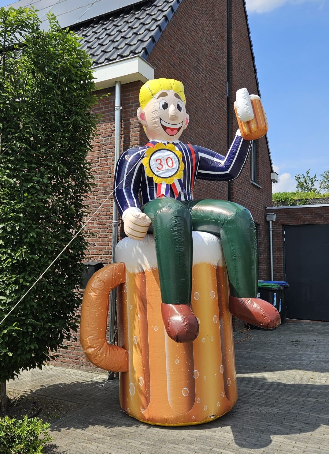 Opblaas Abraham huren | 50 jaar | Uden Veghel Schijndel | BrabantViert